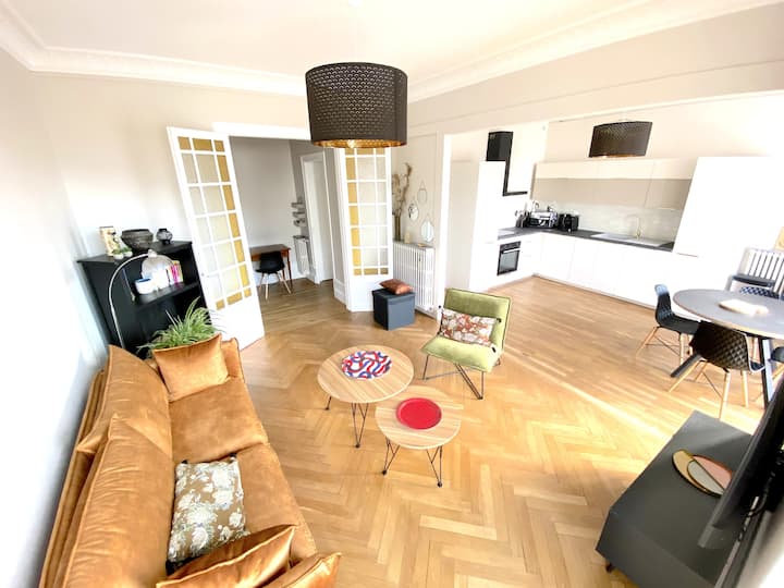 T3 De 73 M2 , Garage , Vue Montagnes Et Château - Annecy