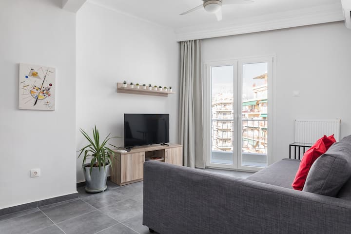 Beourguest#2-bright Corner Suite - Thessaloniki