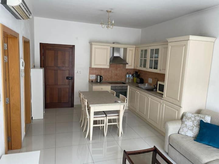 1 Bedroom Apartment In Sliema - Valletta