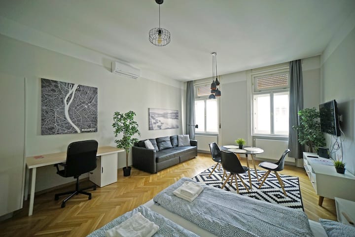 Studio With Fast Wifi In Downtown #Ac #Wifi - Budapest