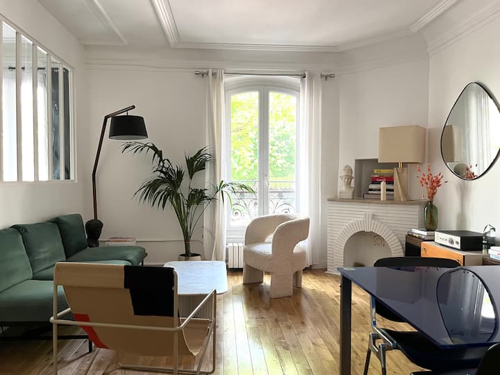 Sous Le Plus Beau Parc De Paris - Paris