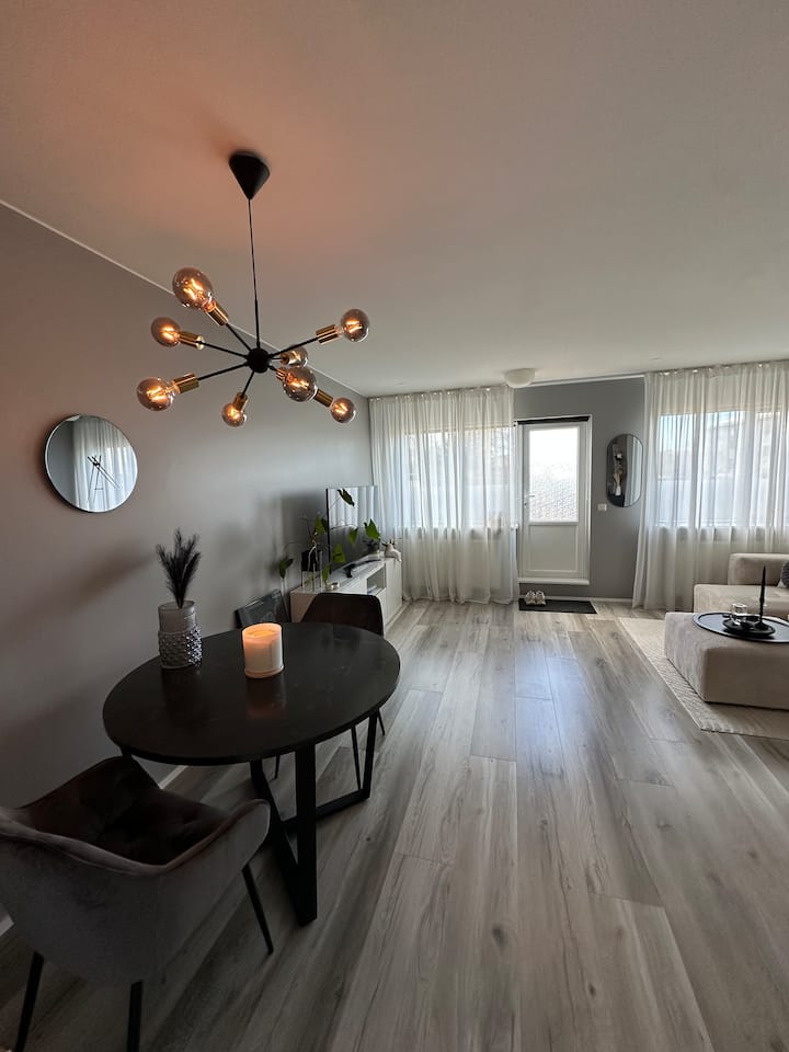 Bright & Cozy Apartment In Rvk - Islandia