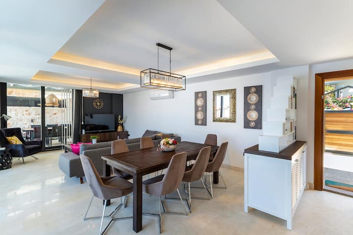 Villa Lea With 5 Bedrooms In Kalamar Bay, Kalkan - Kalkan