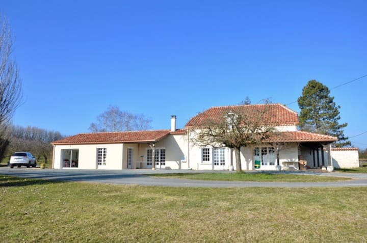 Maison 230m2 Vue Imprenable Sur La Vallée Du Lot ! - France