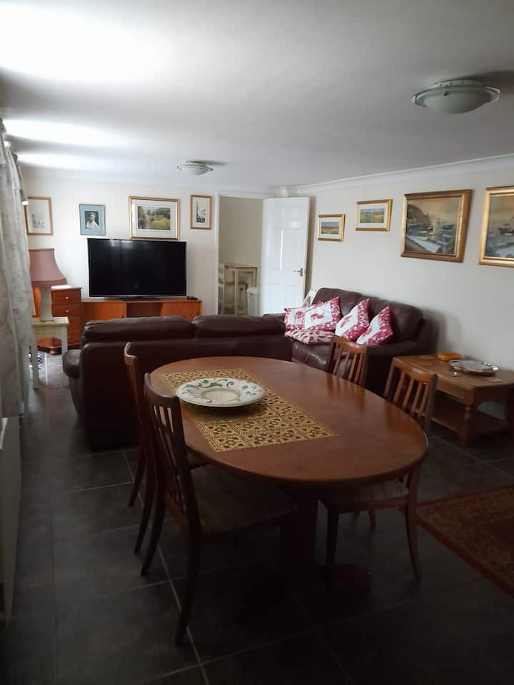 Spacious, Self-contained Annex In Stratford - Stratford-upon-Avon