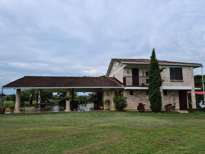 Casa Campestre En Cali - Jamundí