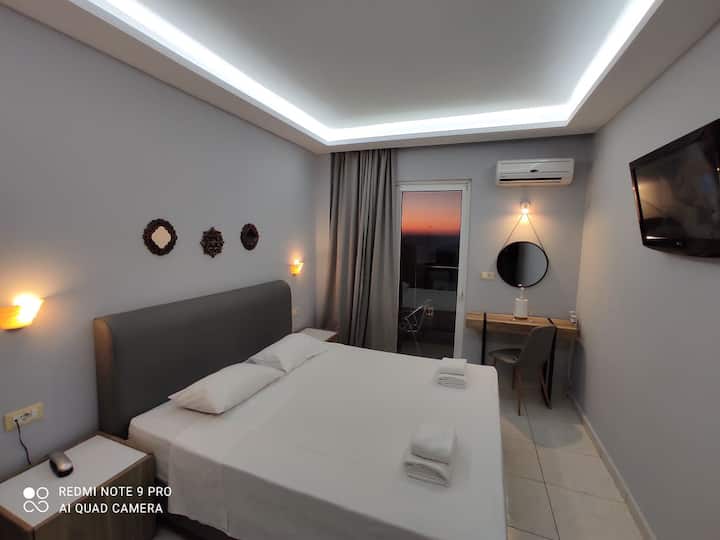 Economy Hotel At Rhodes Town - Rhodes