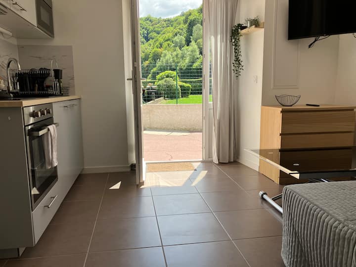 Cosy 2 Pièces Et Terrasse - Gîte De L'eau Vive - Chamrousse