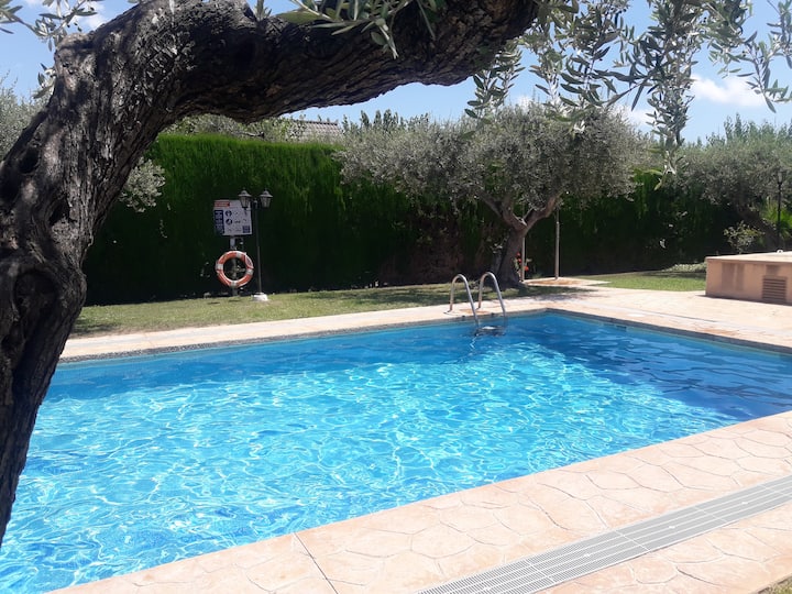 Casa Con Piscina Comunitaria - Mont-roig del Camp