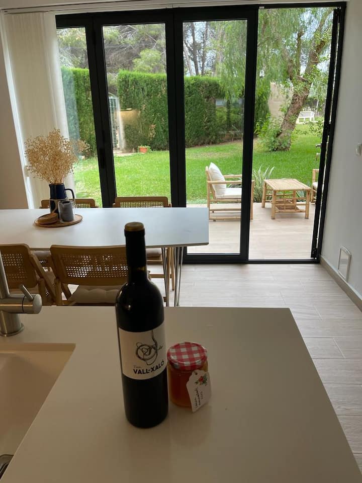 Stylish 3 Bedroom Chalet With A Pool Near The Sea - Dénia