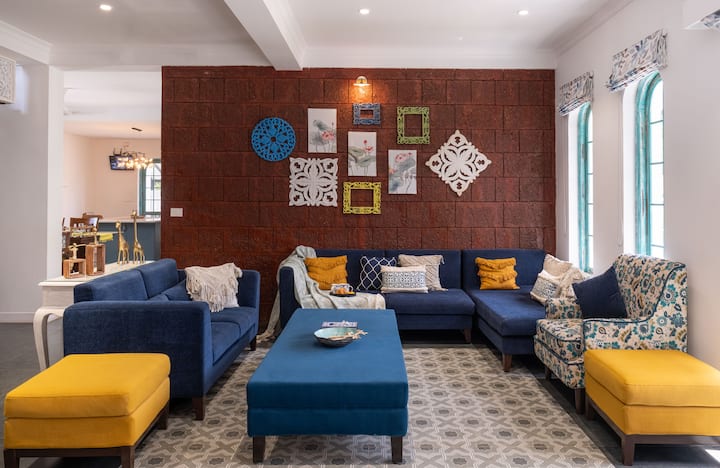 Luxurious 4bhk Villa With Pvt Pool And Courtyard - Goa