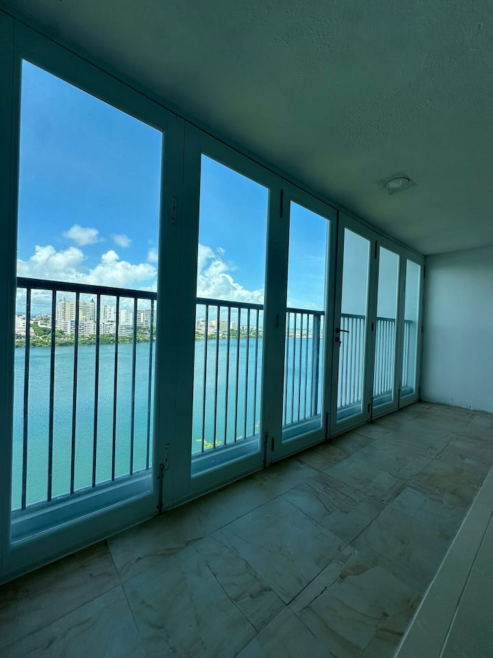 Condado, Laguna, Playa, Ashford 890 - San Juan, Puerto Rico