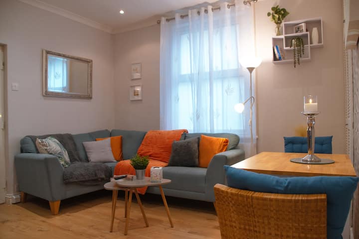 Ground Floor Flat | Central | Free Parking - Southport