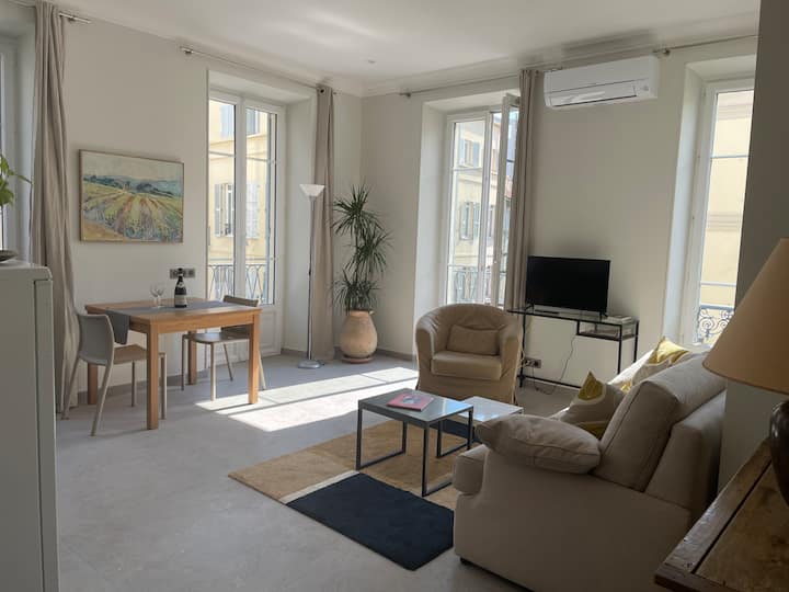 Espace Lumineux à Deux Pas De La Mer Et Du Centre - Nizza