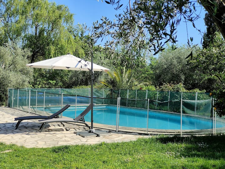 Villa Climatisée Avec Piscine, Boulodrome, Billard - Roquefort-les-Pins