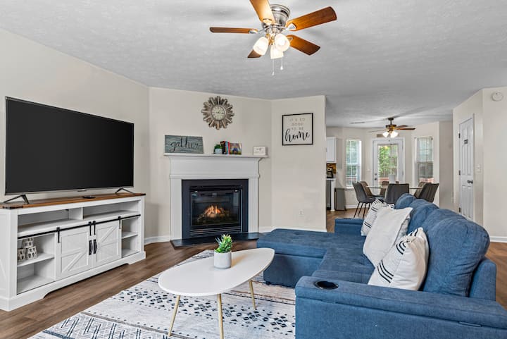Charming Home In Lawrenceville - Lawrenceville, GA