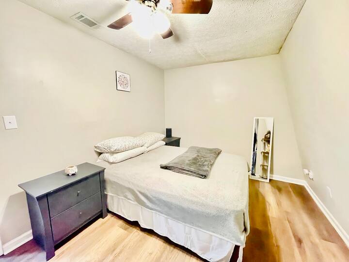 Private Room #A - Minutes To Hospitals & Downtown - 아테네