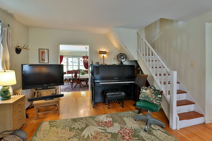 Farmhouse/great Wi-fi/ 10 Minutes To Belleayre Mt. - Phoenicia, NY