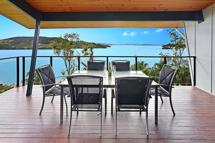 Shorelines 01 - 2 Bedroom Waterfront Location - Hamilton Island