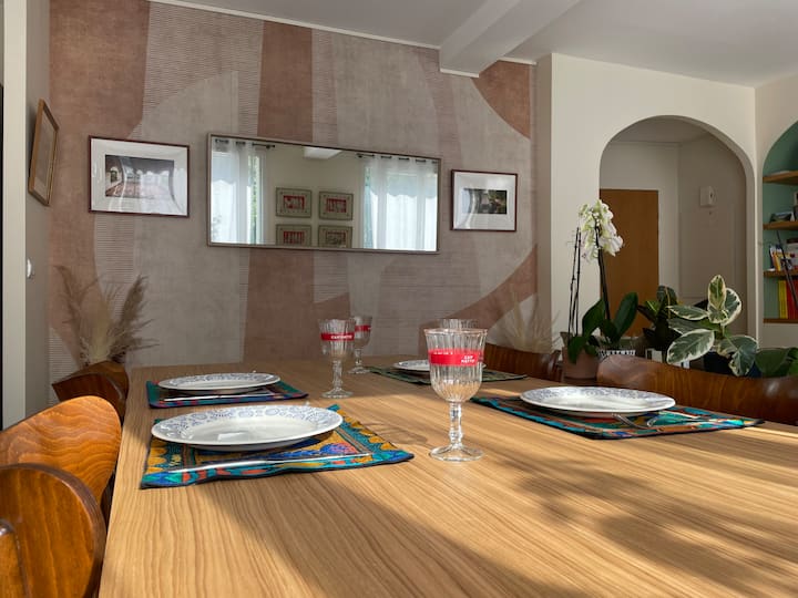 Spacious & Sunny 3br, Big Kitchen, 2 Baths & Crib - París