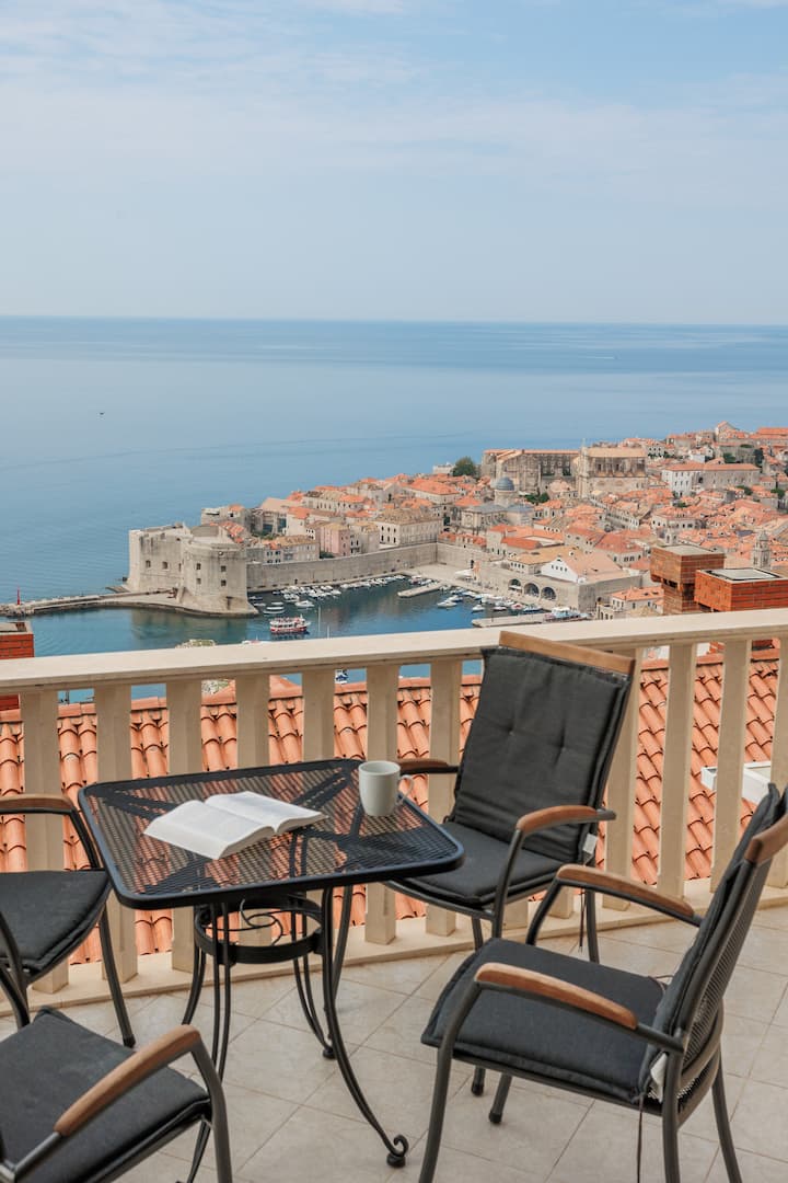 Two Bedroom Apartment - Sea View - Dubrovnik