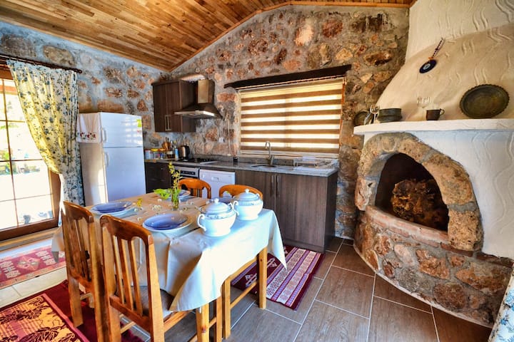 Teo-2 Kayaköy De Havuzu Korunaklı Villa - Kayaköy