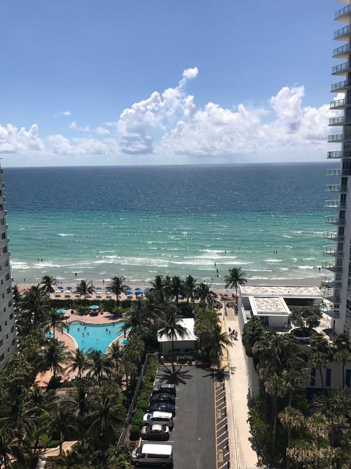 Miami Sobre La Playa Penthouse - Hollywood, FL