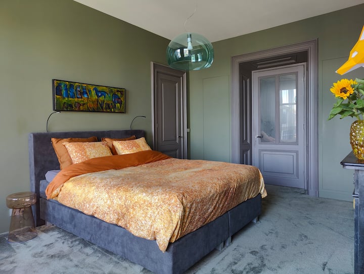 Overnachten Aan De Kade. - Amstelveen