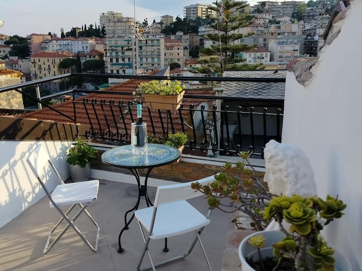 Attico Romantico Con Terrazza Sanremo - Sanremo