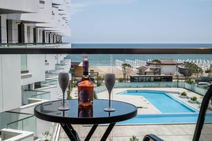 Rosebay - Infinity Pool And Spa Resort - Năvodari