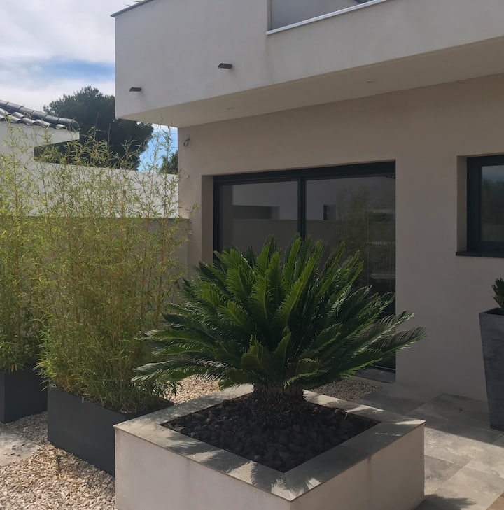 Studio 20m2 Rattaché à Villa Dans Propriété Privé - Vitrolles