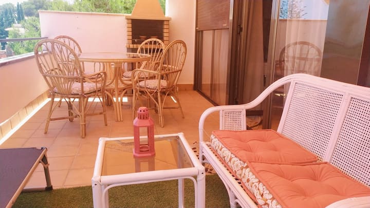 Charm Apartm. On The Beach Pkg & Wifi - El Vendrell