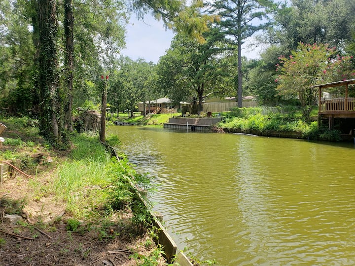 Private Cedar Creek Lakehouse - Tool, TX