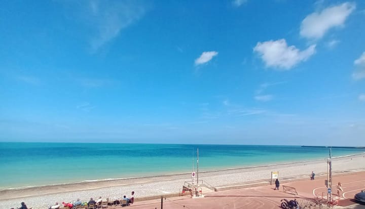 Vue Imprenable Sur La Mer - Dieppe
