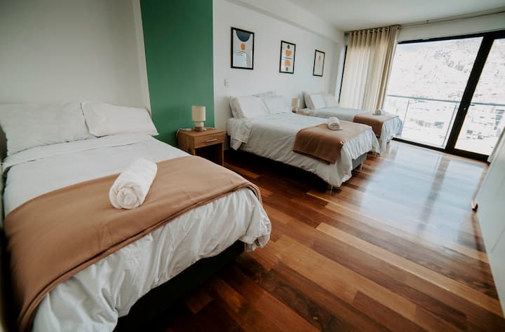 Spacious 4 Bedroom Full Apartment - Cusco