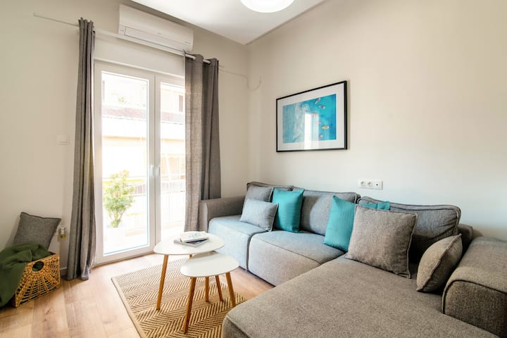 Kelly's Urban Home - 5 Mins Walk To Acropolis - Athens