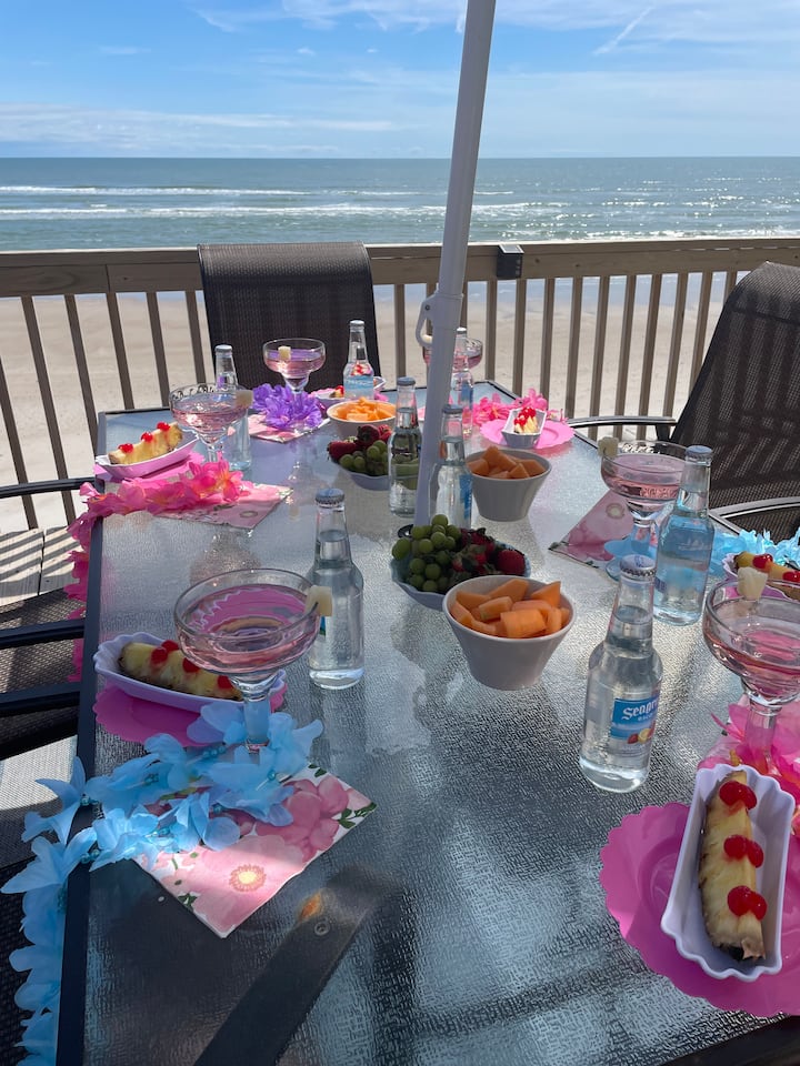 Captain Al’s Oceanfront Beach House - North Topsail Beach, NC