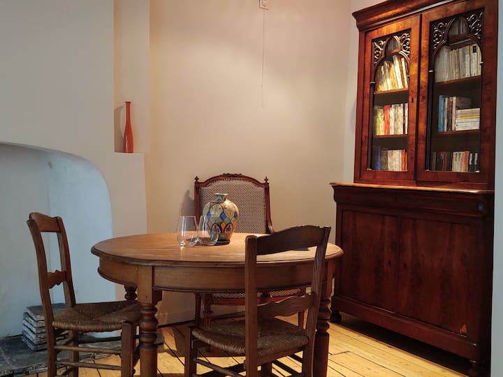 Authentic Charm In Medieval Quarter - Gand