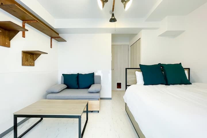 Dotonbori Is Within Walking Distance / D02 - Osaka