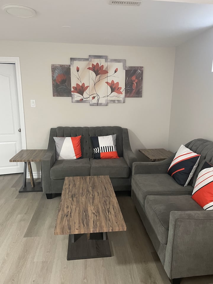 Brand New, Cozy 2 Bdrm Bsmnt Apt - Mississauga