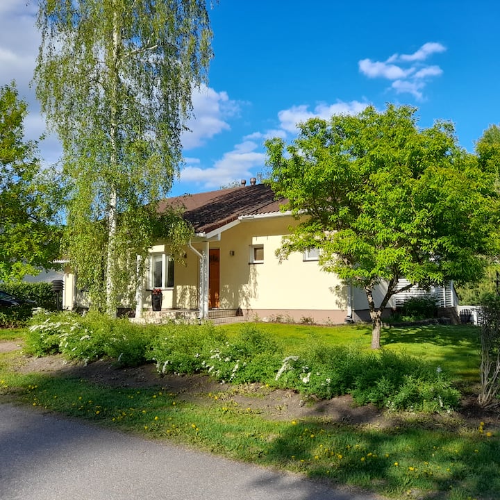 Cosy Four Bedroom House In Lahti - Nastola