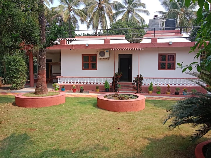Pushkaraj Villa - Holiday Home - Alibag