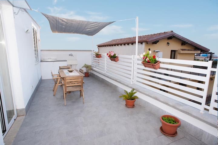 Appartamento Con Terrazza - Isola delle Femmine