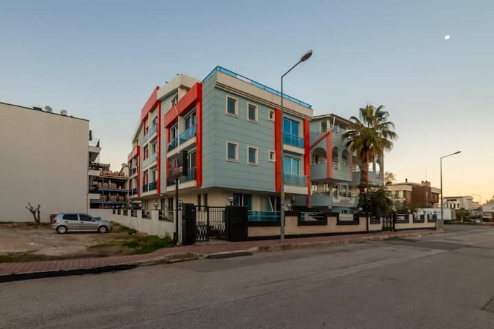 Tema Lara Apart Denize Yakın  Mutfaklı 1+1 Daire - Antalya