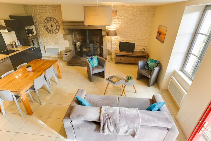 Maison (à Bâbord) Entre Mont St Michel-saint Malo - Dol-de-Bretagne