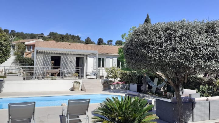 Villa ÉLégante Avec Piscine Privée & Jardin - Marseille