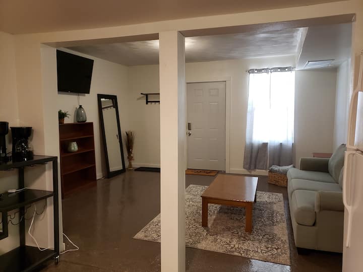 2br Condo In Unit Washer/dryer - Rockford, IL