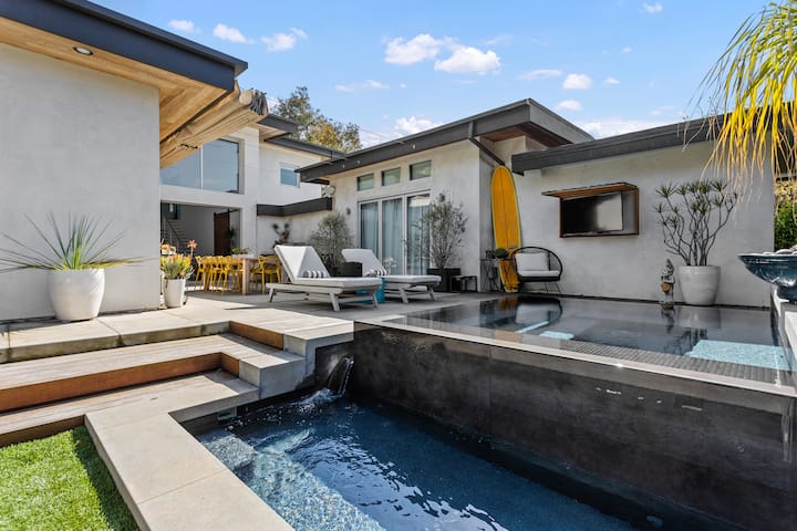 Hymettus Hideaway - Carlsbad, CA