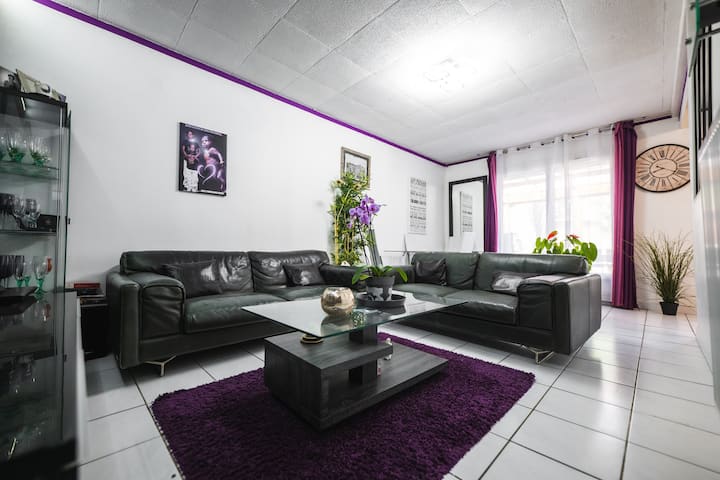 Chambre (2) Rouge à Bondoufle - Bondoufle