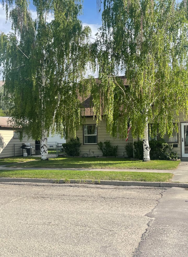 Locally Owned Home-anaconda Mt - Anaconda, MT